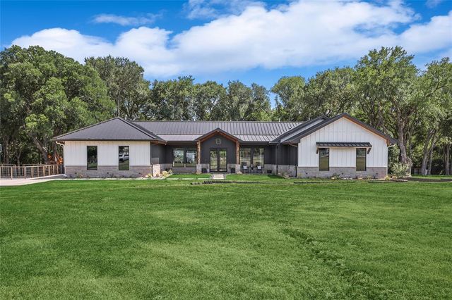 Travis Cross, Real Estate Agent - Compass