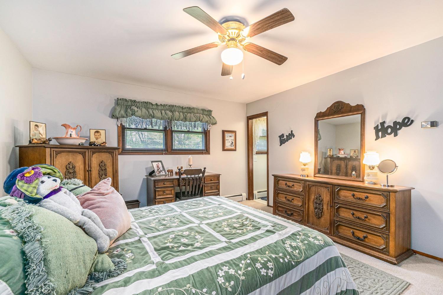 Angie Moser's Instagram, Twitter & Facebook on IDCrawl