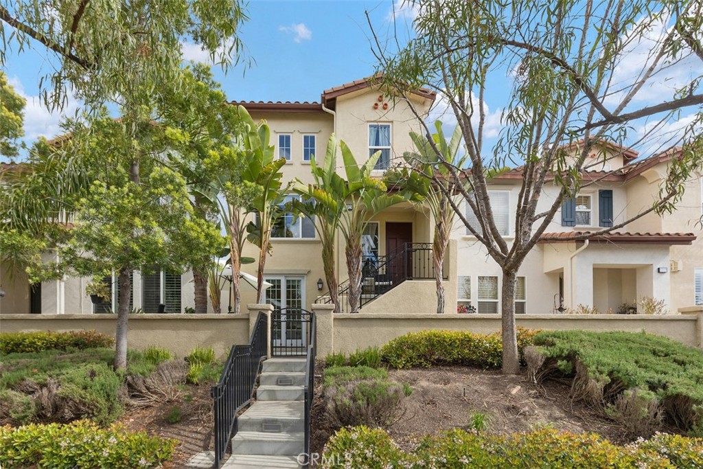 28923 Frankfort Lane, Temecula, CA 92591 | Compass