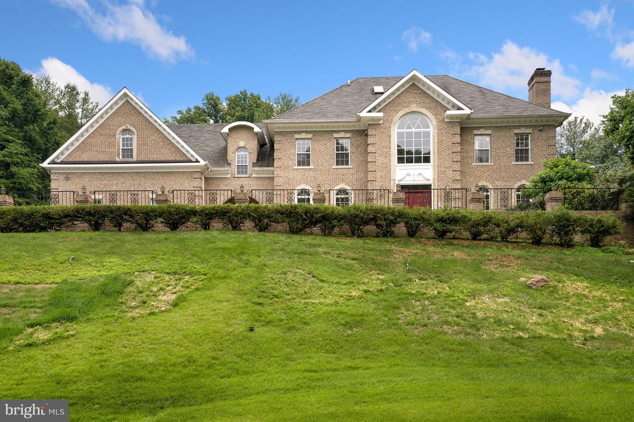 6801 Capri Place, Bethesda, MD 20817 | Compass