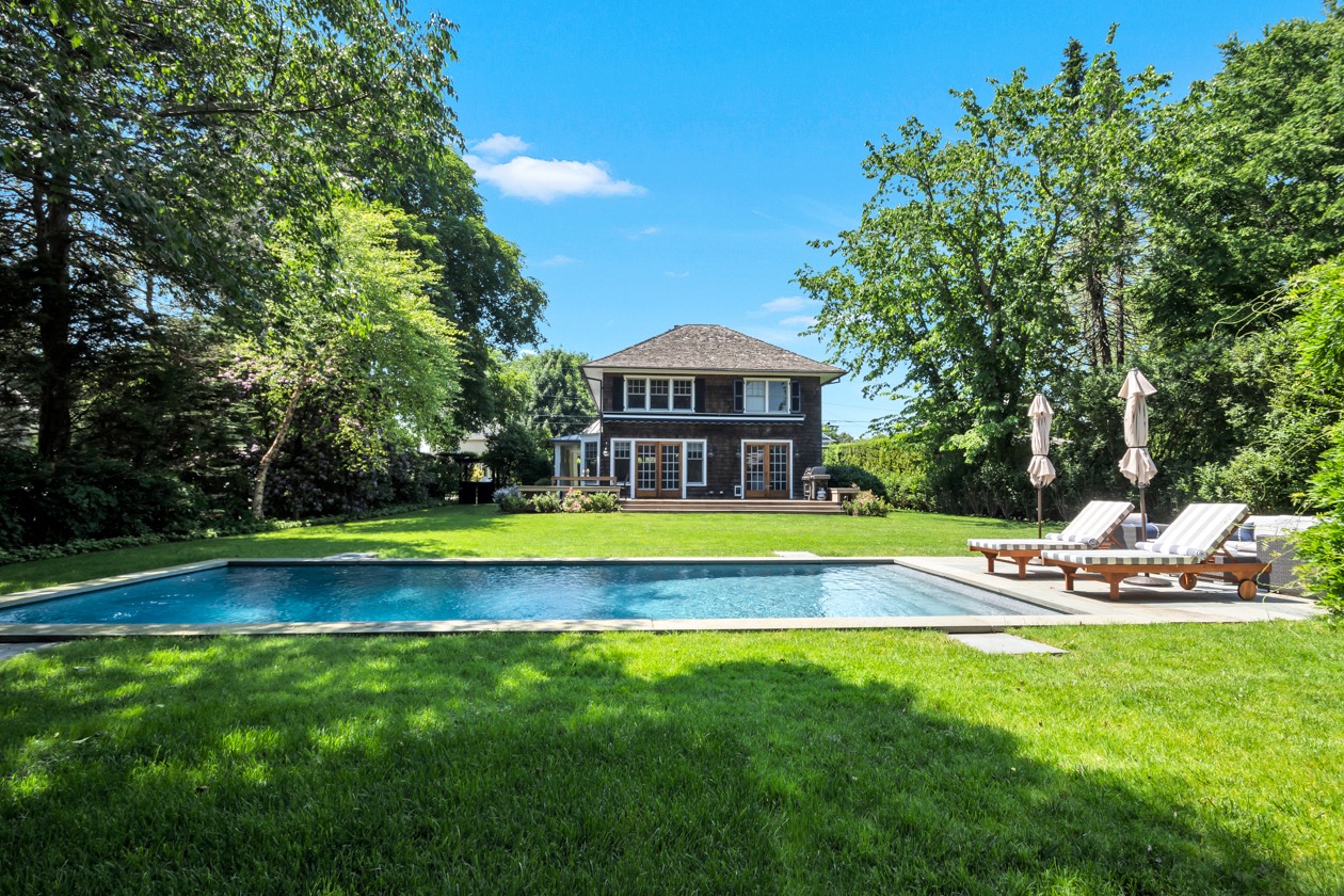 12 Pleasant Lane, East Hampton, NY 11937 | MLS #909839 | Compass