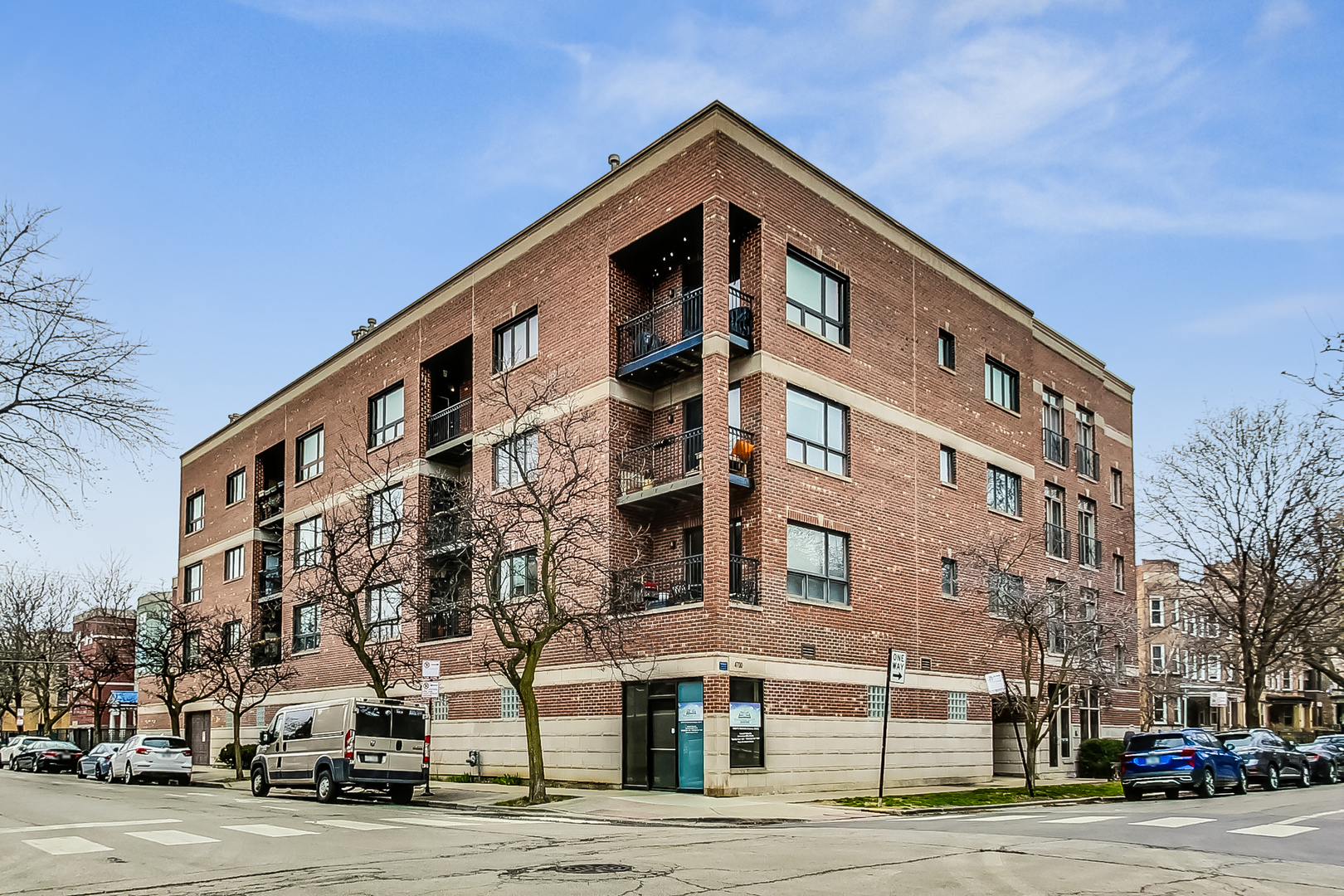 4700 North Kenmore Avenue, Unit 4C, Chicago, IL 60640 | Compass