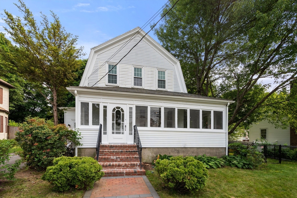 14 E Division St, Holbrook, MA 02343 | MLS #73387151 | Compass