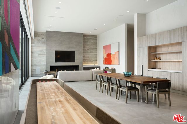 Ginger Glass, Real Estate Agent - Compass