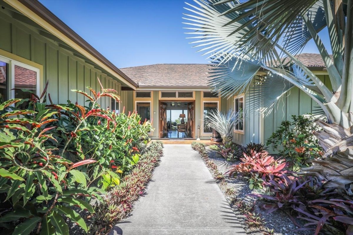 73-4512 Aloha Place, Kailua-Kona, HI 96740 | Compass