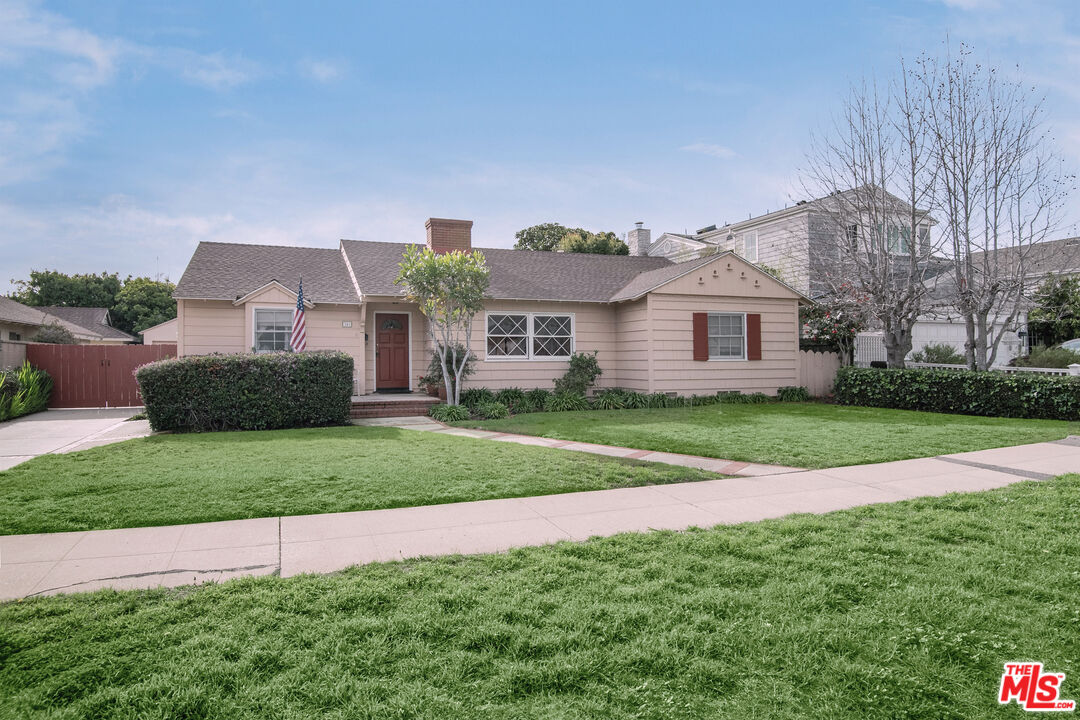 741 Ocampo Drive, Pacific Palisades, CA 90272 | Compass