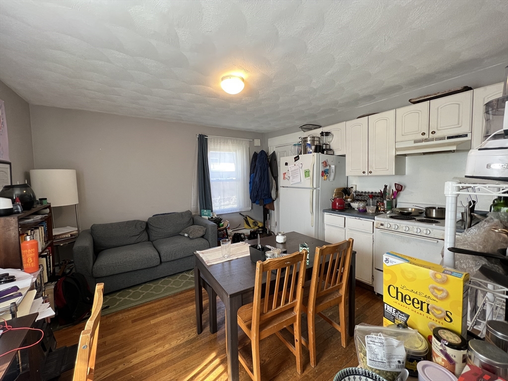 639 Somerville Avenue, Unit 1, Somerville, MA 02143 | Compass 639 Somerville Avenue, Unit 1, Somerville, MA 02143 | Compass