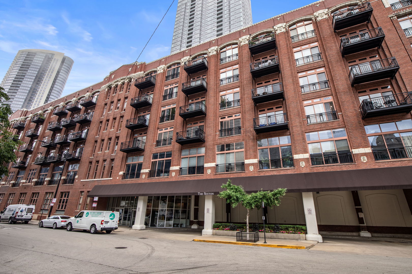 360 West Illinois Street, Unit 515, Chicago, IL 60654 | Compass