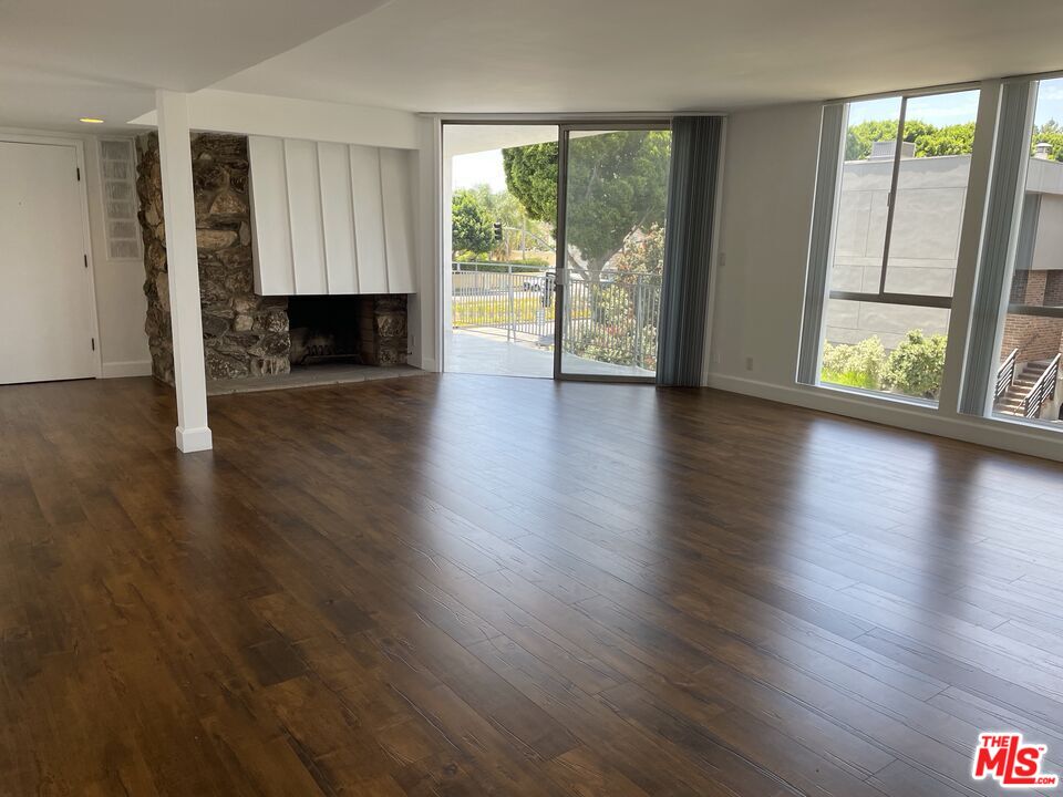 9297 Burton Way, Unit D, Beverly Hills, CA 90210 | Compass