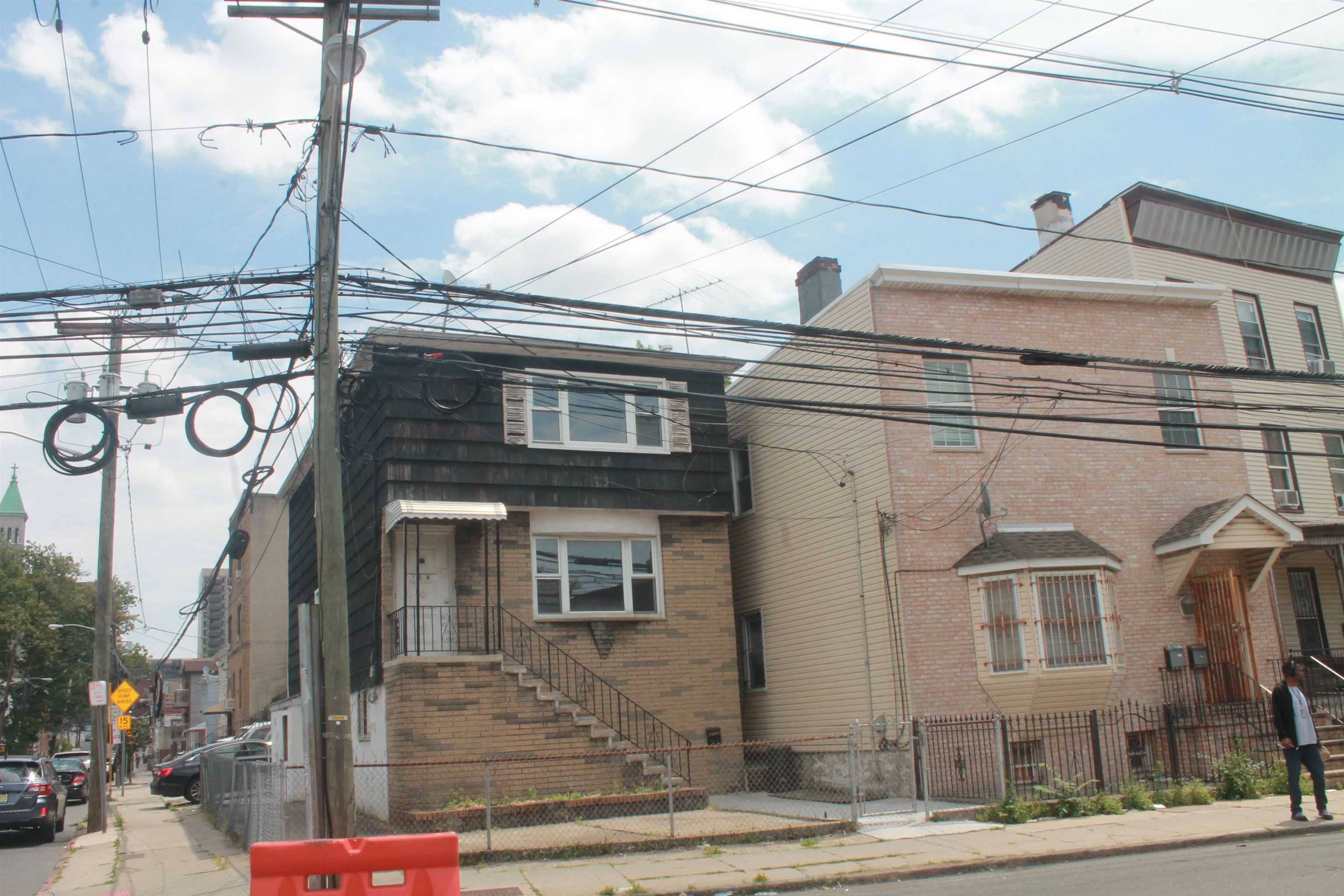 164 Tonnelle Avenue, Unit 1, Jersey City, NJ 07306 | Compass