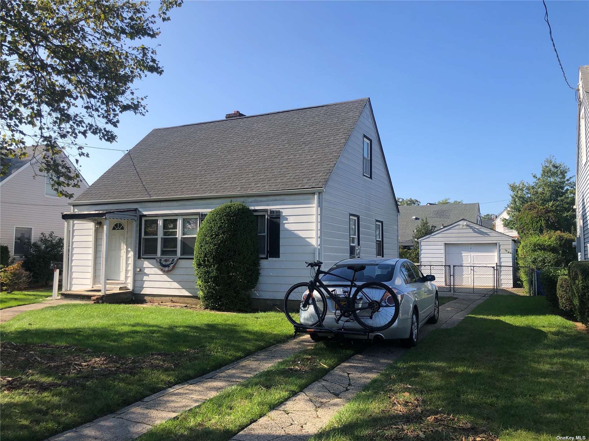 31 Peninsula Boulevard, Valley Stream, NY 11581 | Compass