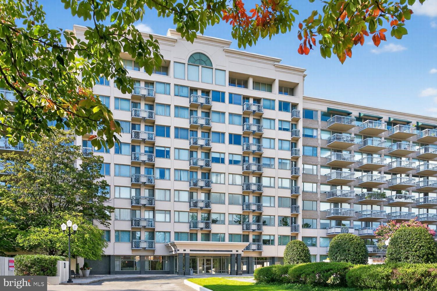 5450 Whitley Park Ter, Unit 209, Bethesda, MD 20814 | MLS #MDMC2195754 ...
