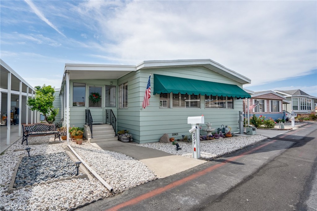 16222 Monterey Lane, Unit 294, Huntington Beach, CA 92649 | Compass