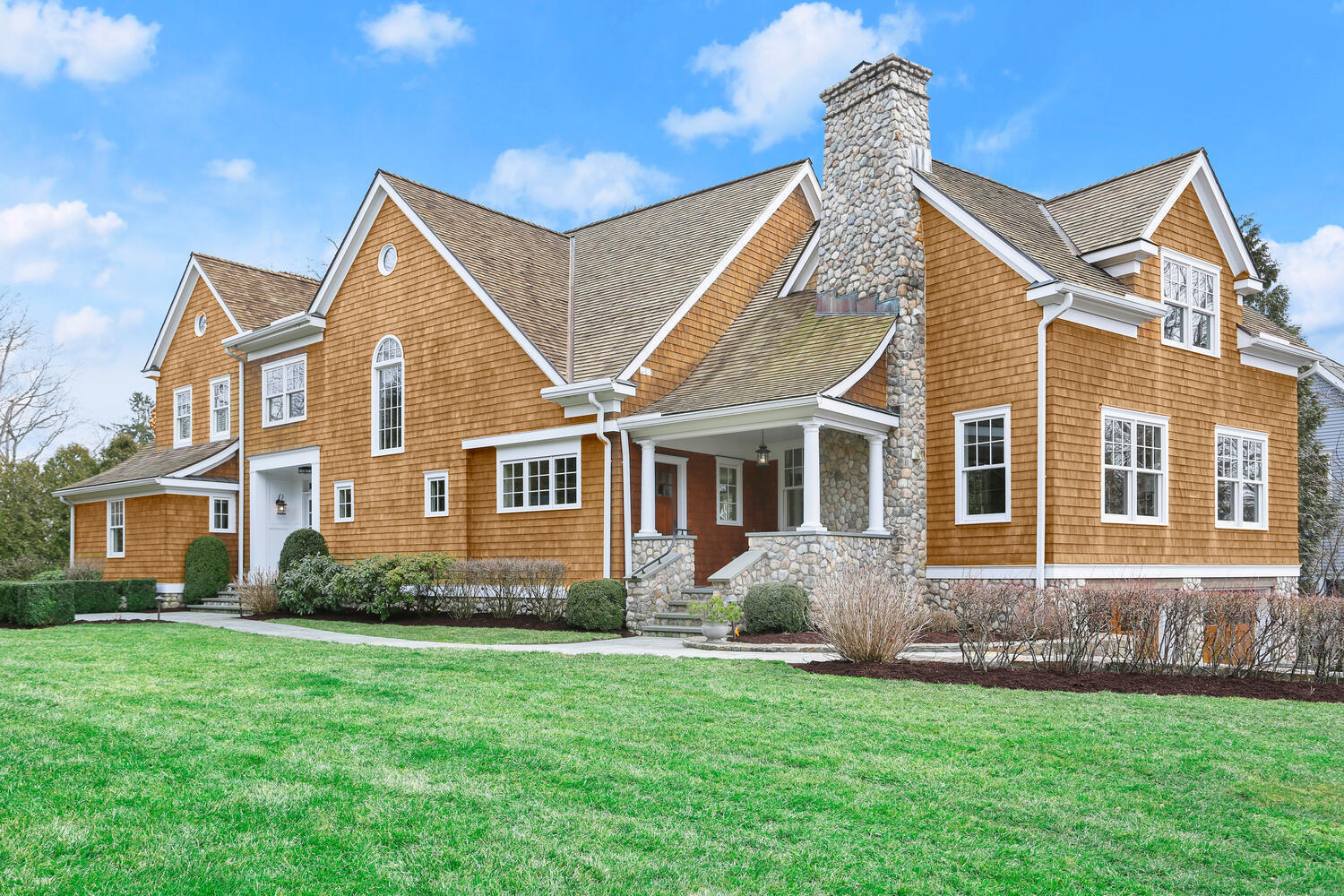 2 Seagate Road, Darien, CT 06820 | Compass