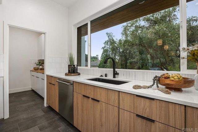 Scott Honnen, Real Estate Agent - Compass