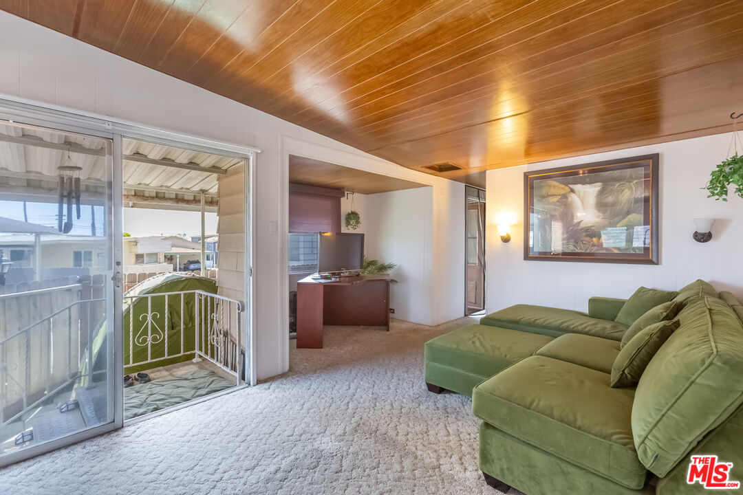 16321 Pacific Coast Highway, Unit 33, Pacific Palisades, CA 90272 | Compass