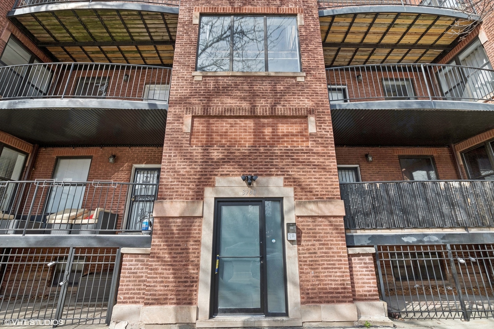 3740 West Wrightwood Avenue, Unit 1N, Chicago, IL 60647 | Compass