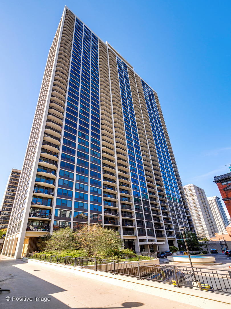 1560 North Sandburg Terrace, Unit 4106J, Chicago, IL 60610 | Compass