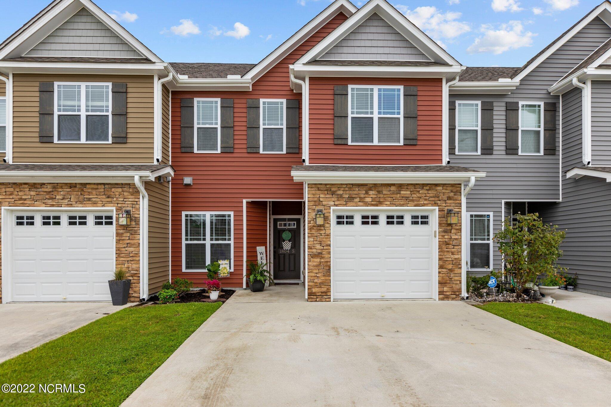 1804 Fox Den Way, Unit 5, Greenville, NC 27858 | Compass