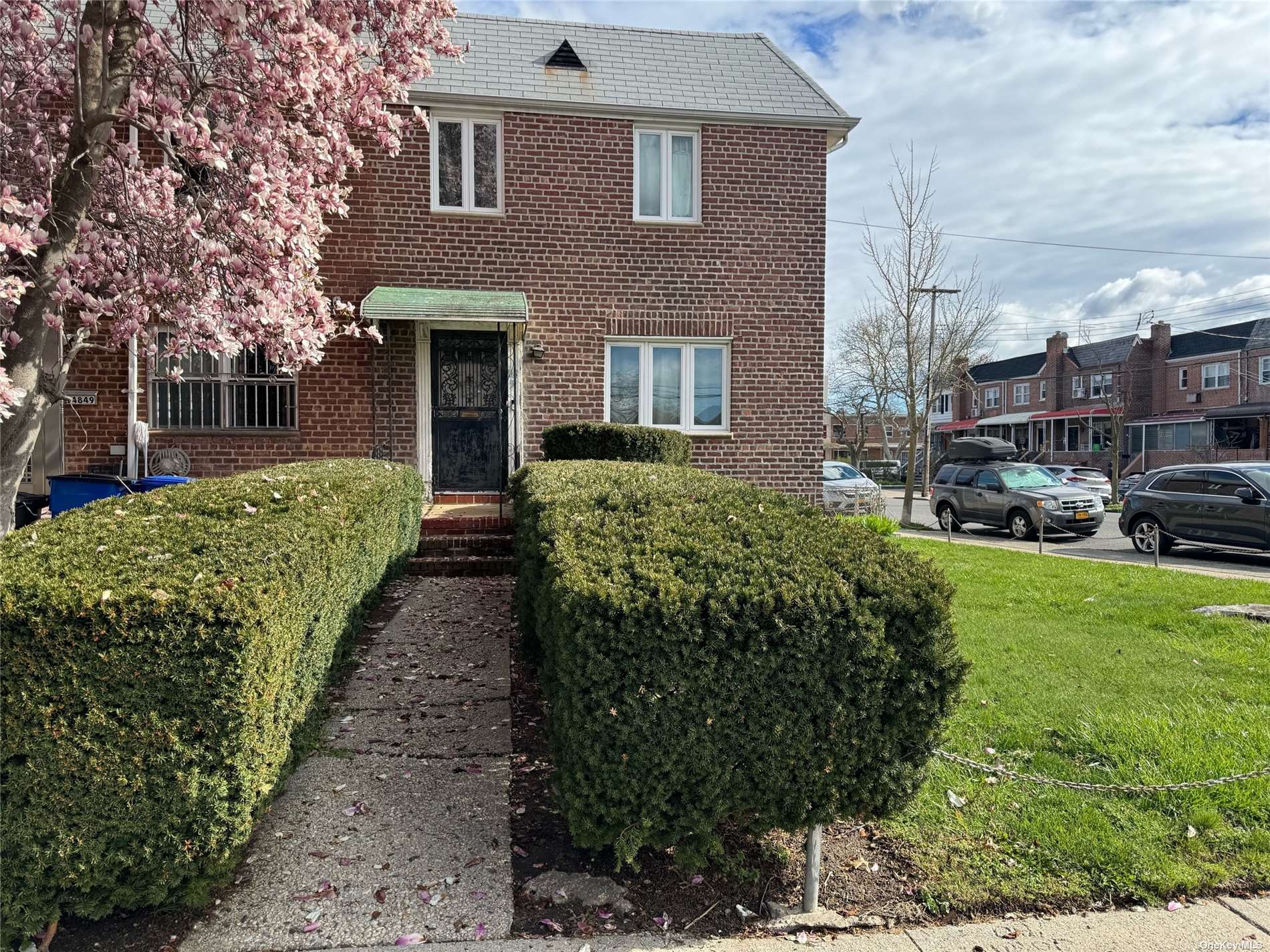 148-51 58th Road | Compass