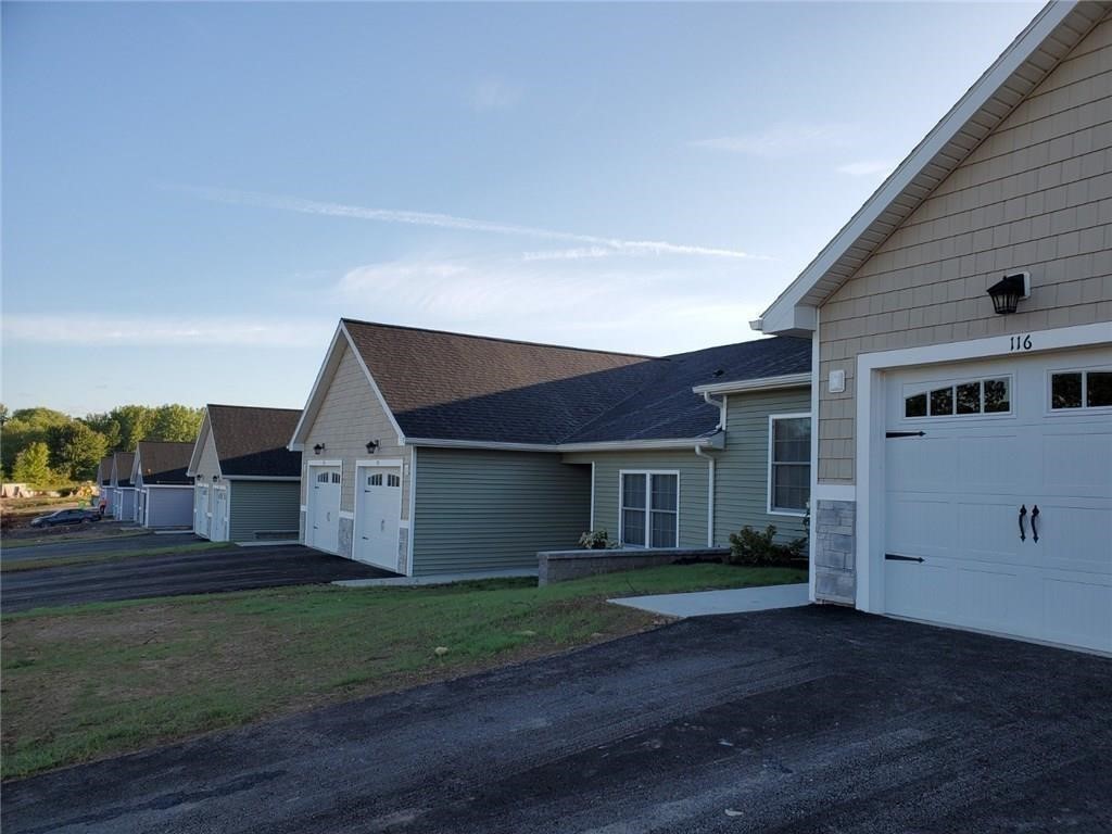 170 Heartwood Lane, East Bloomfield, NY 14469 | MLS #R1583172 | Compass
