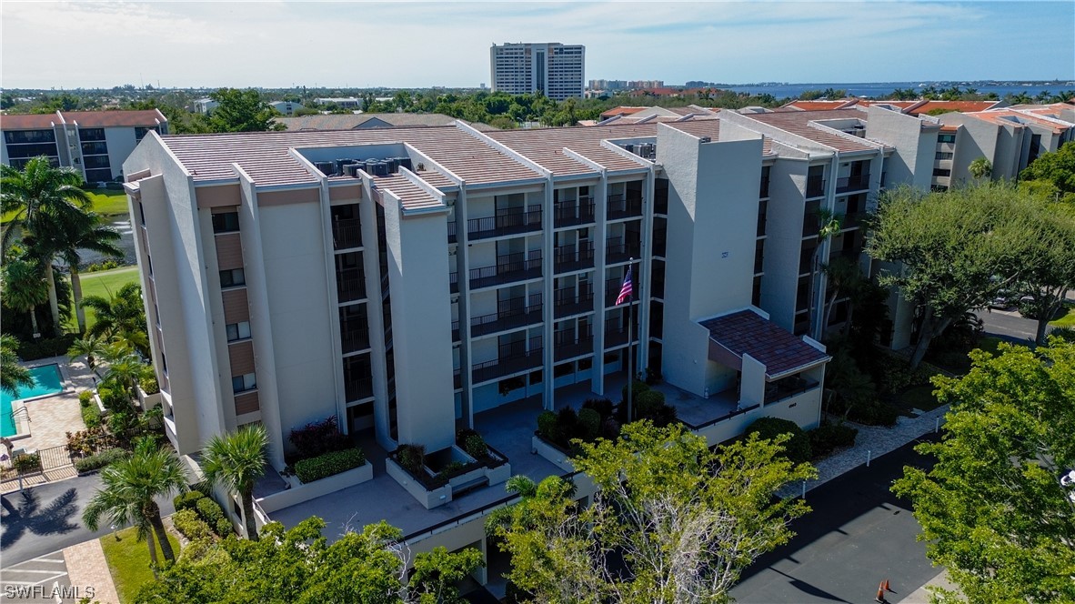 4140 Steamboat Bend East, Unit 305, Fort Myers, FL 33919 | Compass