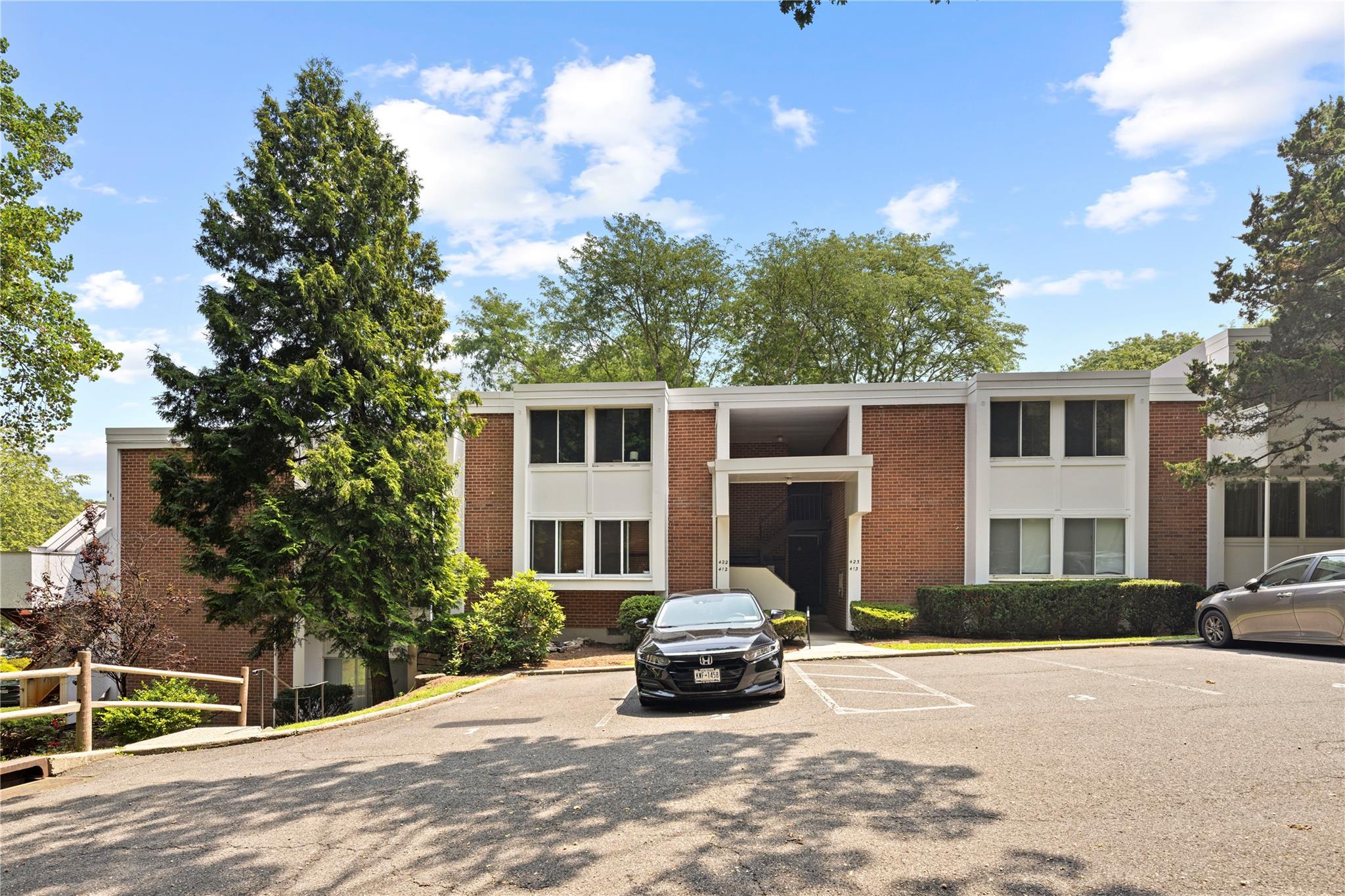 423 Colony Dr, Hartsdale, NY 10530 | MLS #894618 | Compass