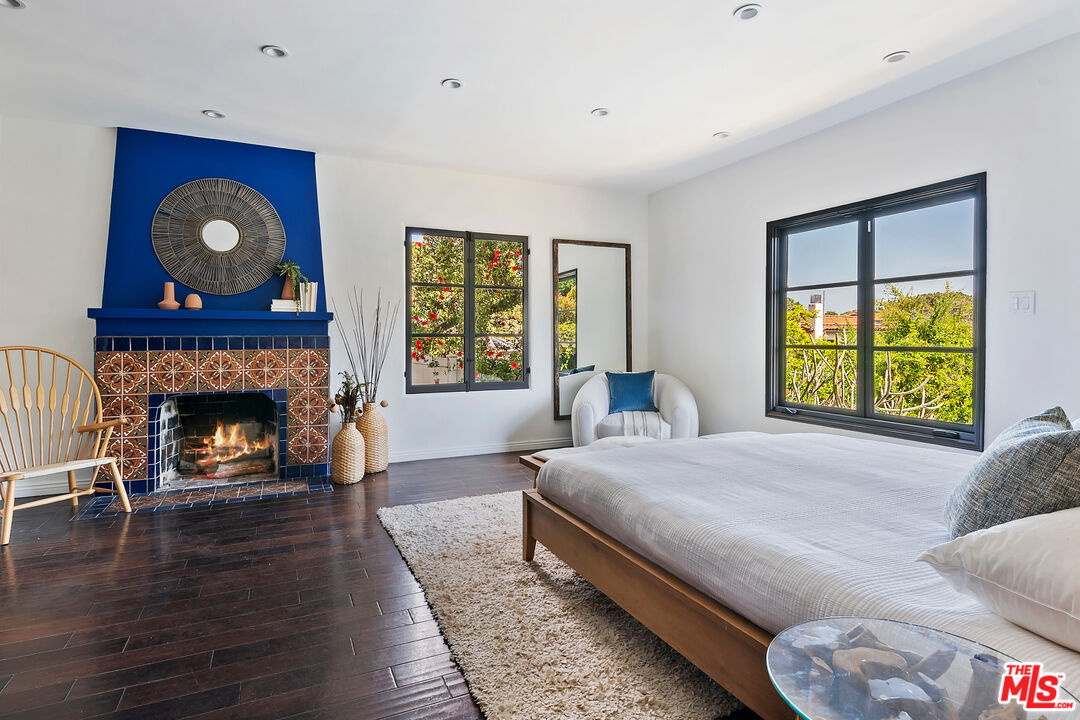 3710 Effingham Place, Los Angeles, CA 90027 | Compass