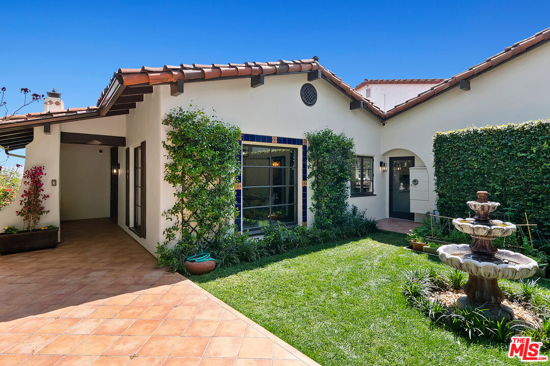 3710 Effingham Place, Los Angeles, CA 90027 | Compass