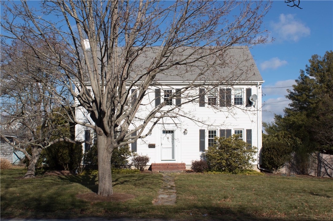72 Boulevard, Middletown, RI 02842 | Compass