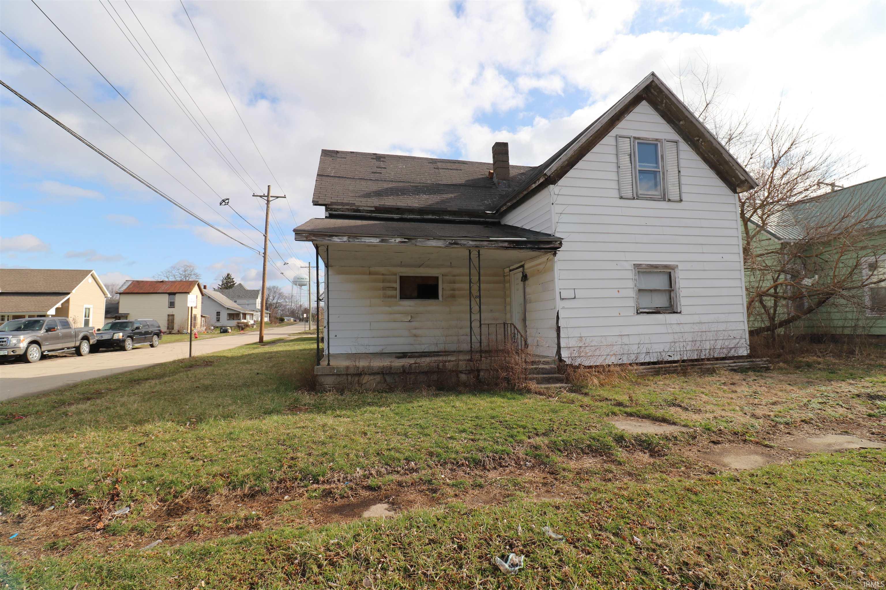226 W Washington St, Dunkirk, IN 47336 | MLS #202509775 | Compass