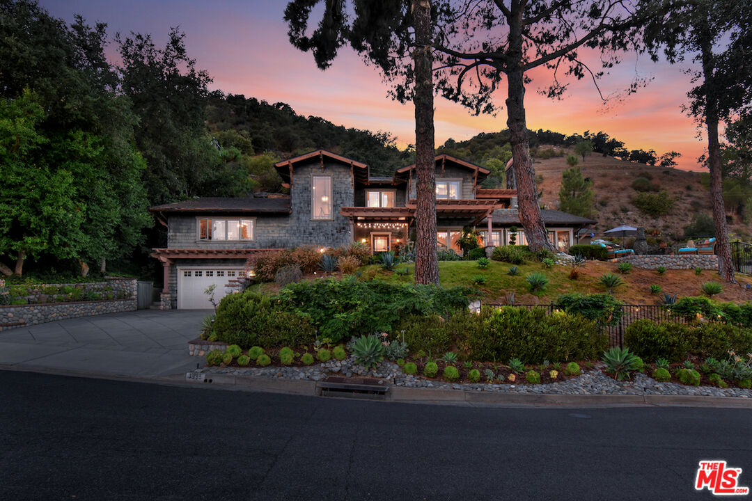 3955 Robin Hill Road, La Canada Flintridge, CA 91011 | Compass