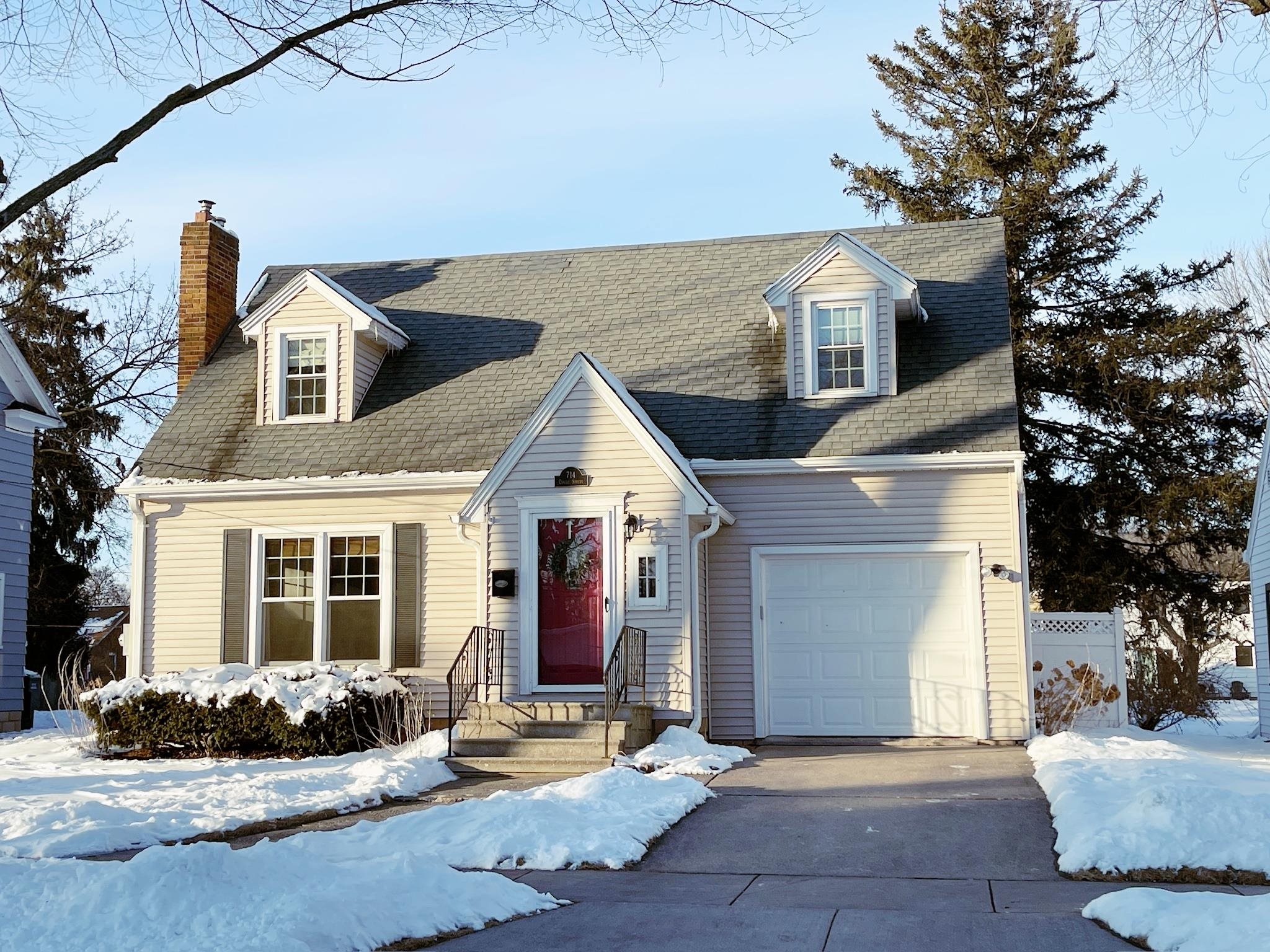 714 East Circle Street, Appleton, WI 54911 | MLS #50303956 | Compass