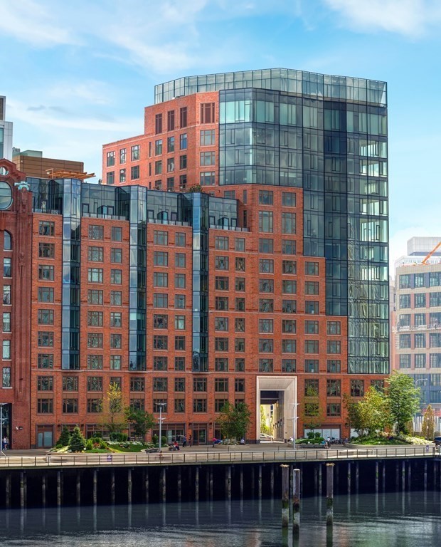 100 Lovejoy Wharf, Unit 7C, Boston, MA 02114 | Compass