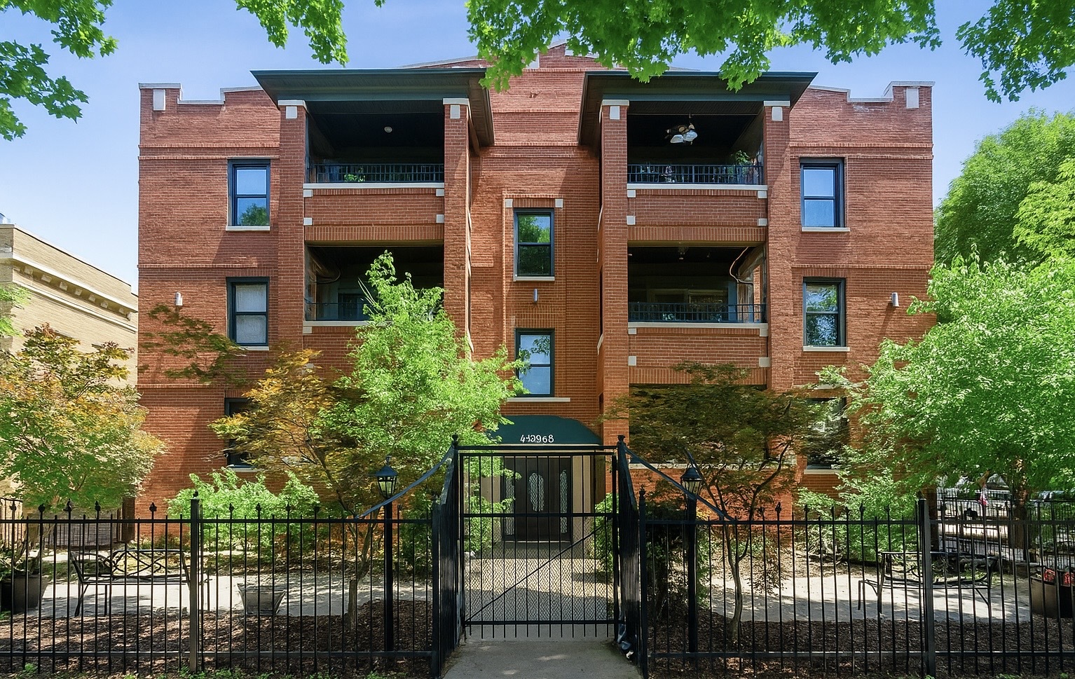 3405 N Harding Ave, Unit 1, Chicago, IL 60618 | MLS #12388701 | Compass