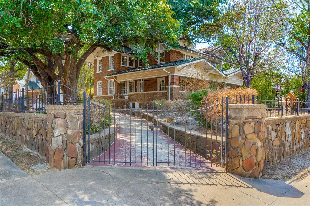 320 East 5th Street, Dallas, TX 75203 | Compass