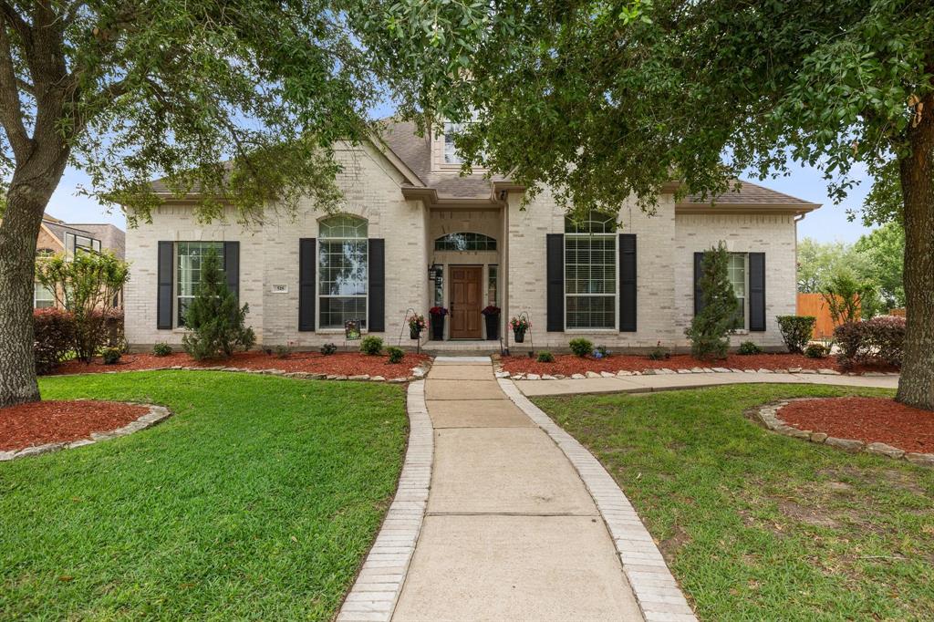 518 West Lake Drive, Friendswood, TX 77546 | Compass
