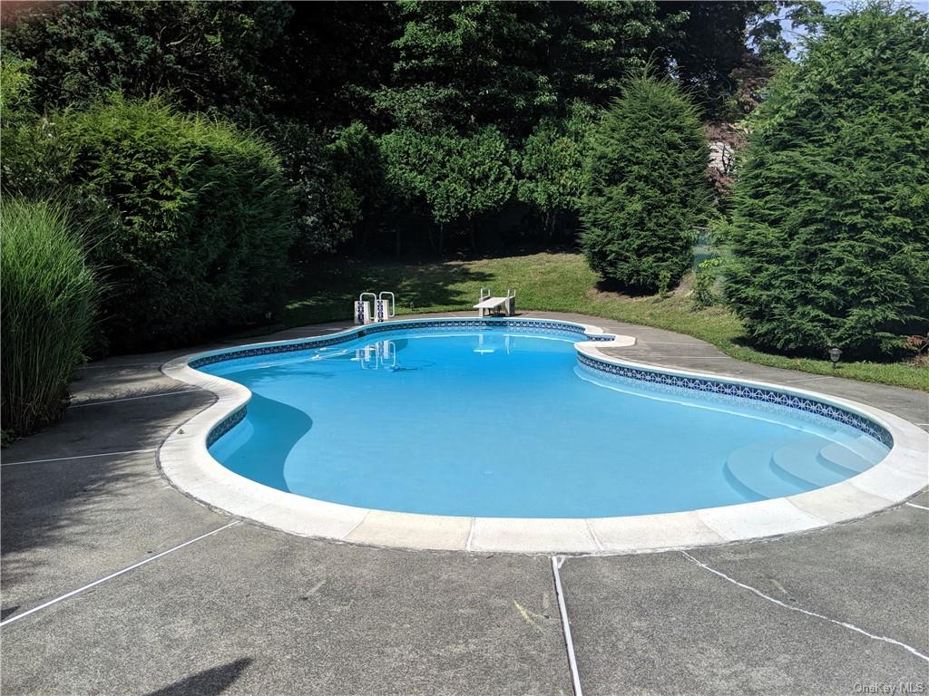 73 Virginia Avenue, Unit 1, Dobbs Ferry, NY 10522 | Compass