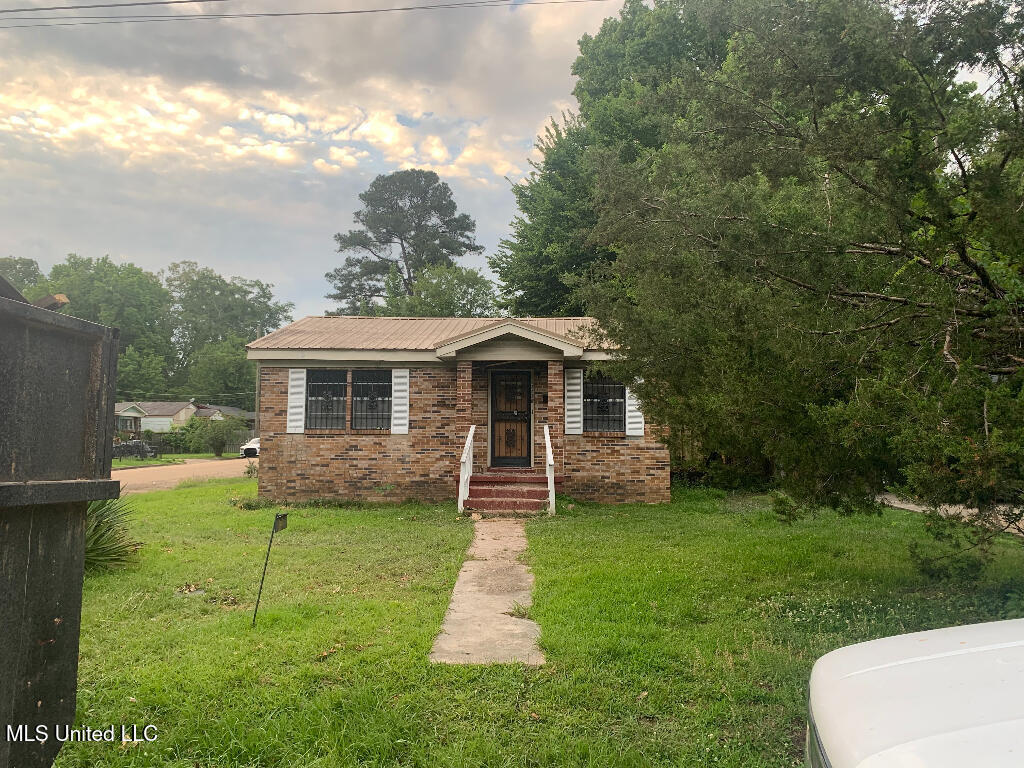 2226 Oak Park Dr, Jackson, MS 39213 | MLS #4114060 | Compass