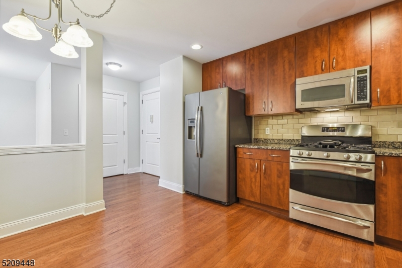 48 South Park Street, Unit 208, Montclair, NJ 07042 | Compass