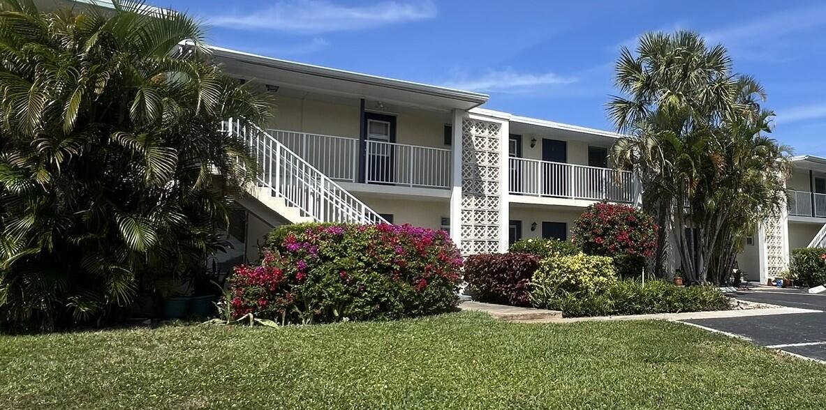 813 Hummingbird Way, Unit 6A, North Palm Beach, FL 33408 | Compass