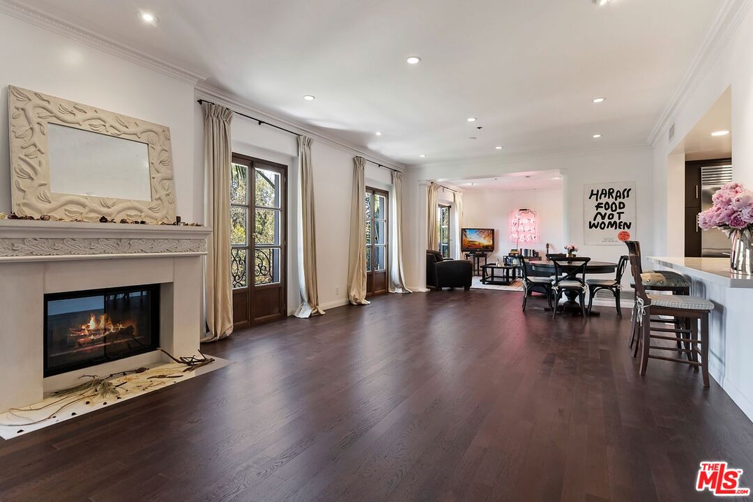 425 North Maple Drive, Unit 504, Beverly Hills, CA 90210 | Compass