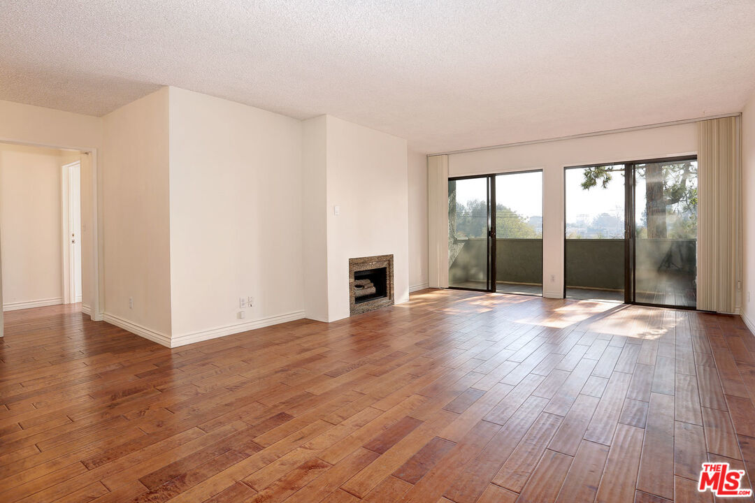 16169 Sunset Boulevard, Unit 204, Pacific Palisades, CA 90272 | Compass