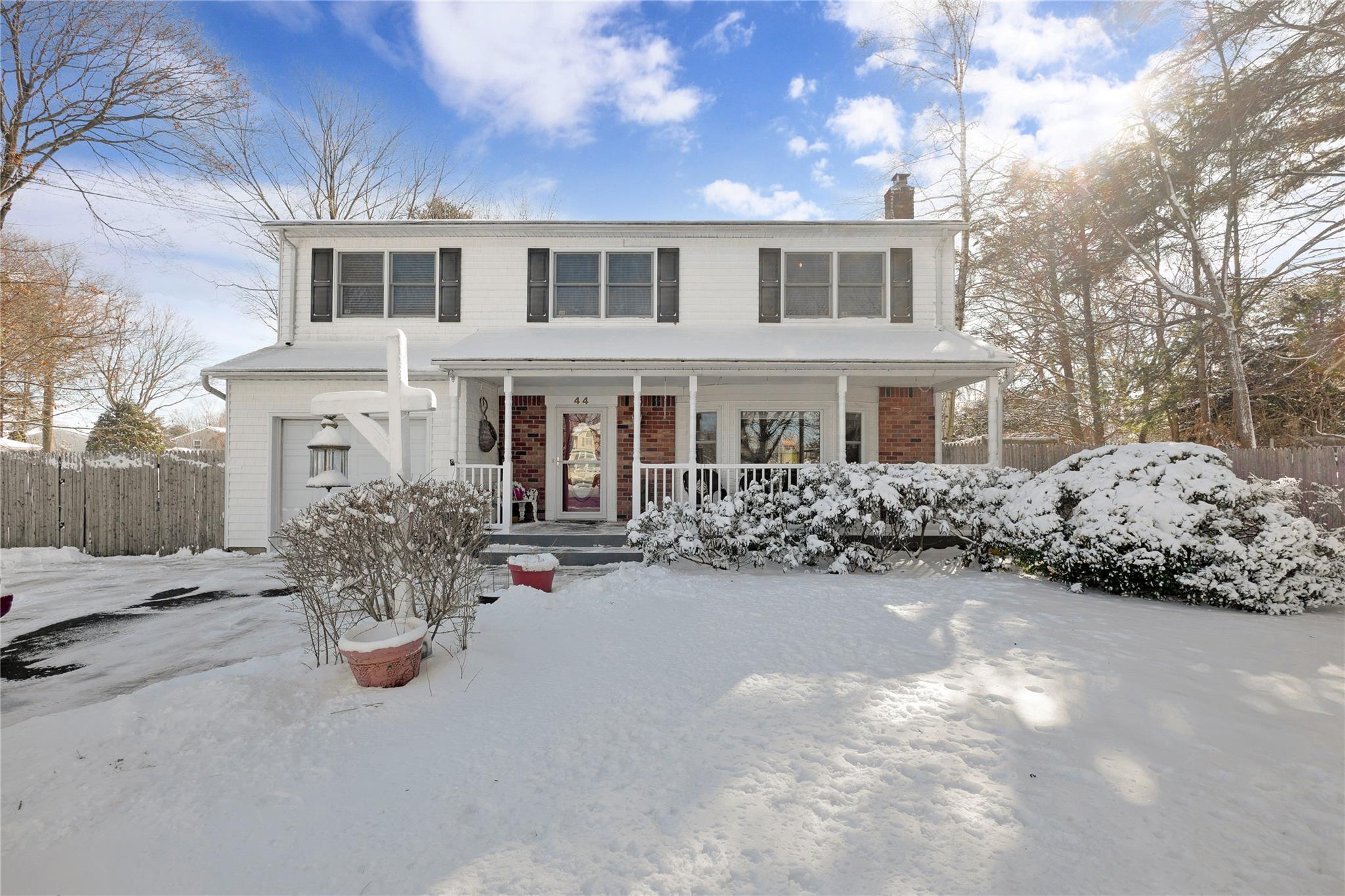 44 Cedar Road, East Northport, NY 11731 | MLS #813644 | Compass