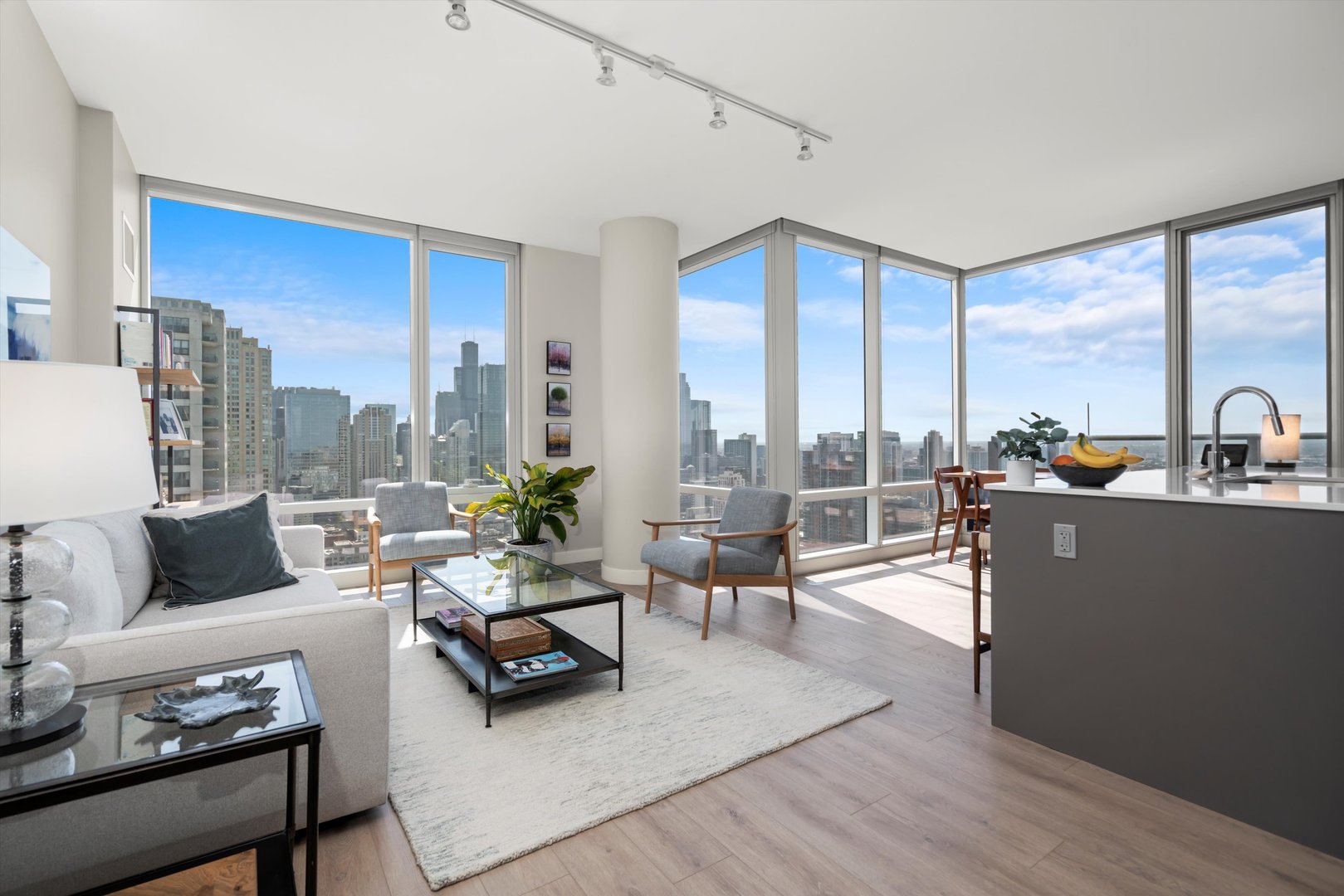 23 W Chicago Ave, Unit 3609, Chicago, IL 60654 | MLS #12334576 | Compass