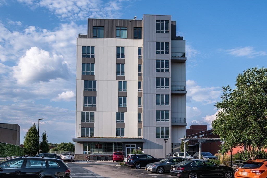 9 Medford Street, Unit 507, Somerville, MA 02143 | Compass
