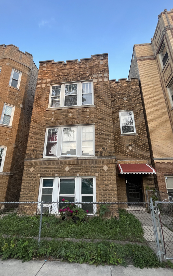 4327 North Troy Street, Chicago, IL 60618 | Compass