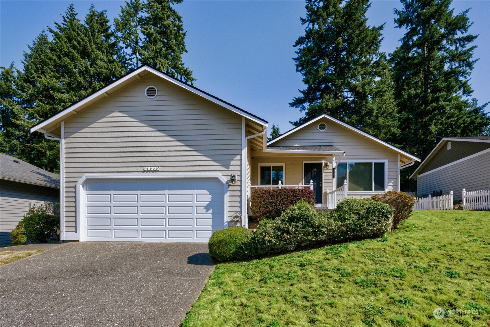 21312 11th Place West, Lynnwood, WA 98036 | Compass