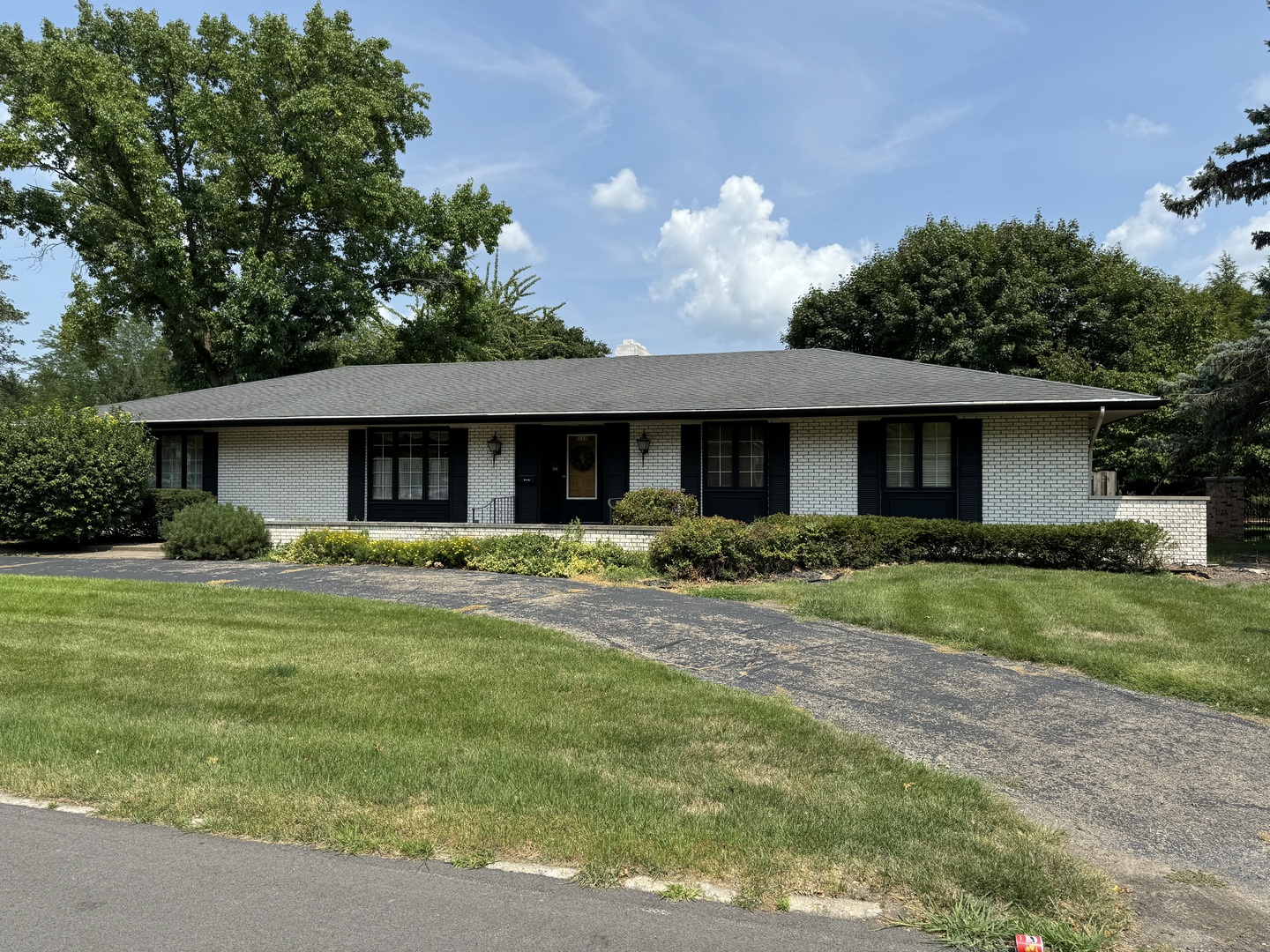 1588 Bucklin Street, LaSalle, IL 61301 | Compass