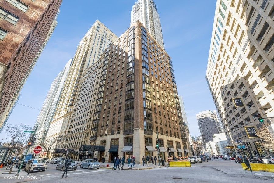 40 E Delaware Pl, Unit 905, Chicago, IL 60611 | MLS #11736408 | Compass